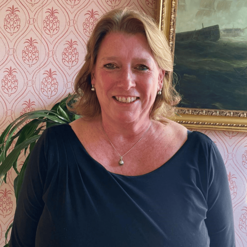 Meet The Team – The Clifton Club